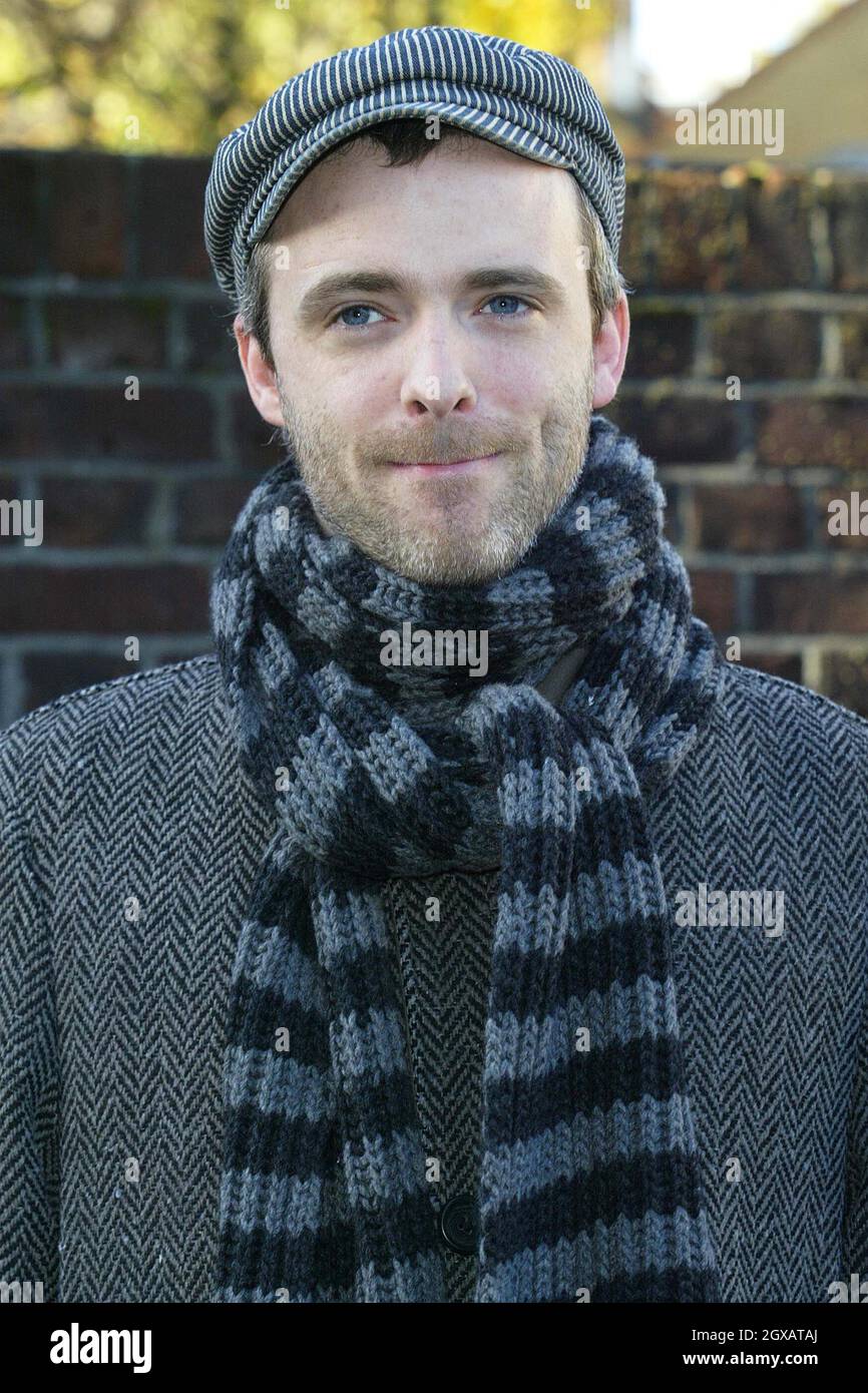 Fran Healy von Travis kommt im Air Studio an, um das neue Do they Know ...