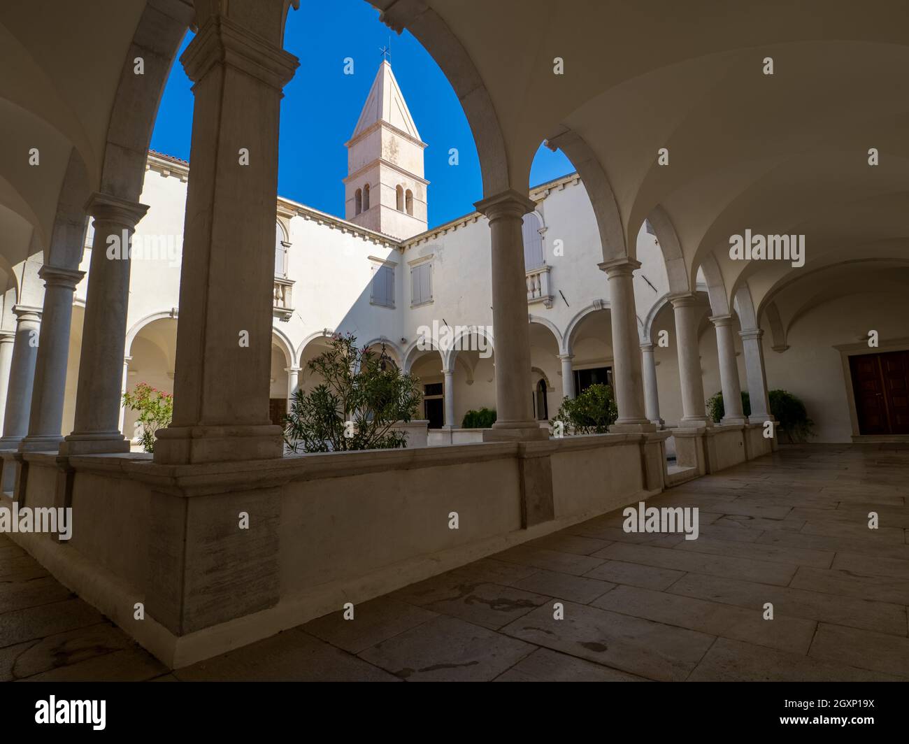 Franziskanerkloster piran -Fotos und -Bildmaterial in hoher Auflösung ...