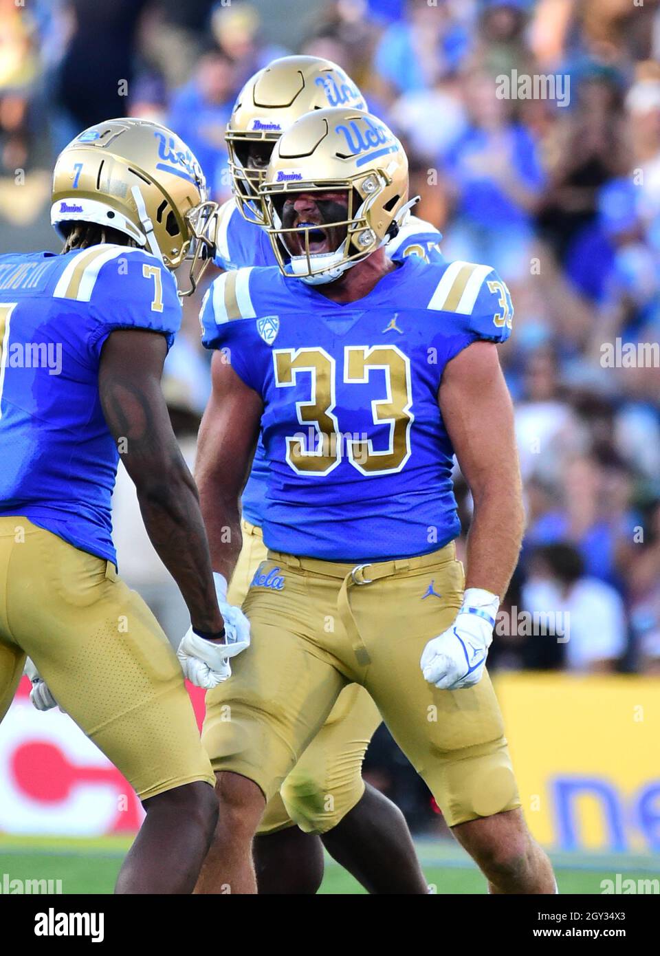 4. September 2021 Pasadena, CA...UCLA Bruins Linebacker (33) Bo Calvert ...