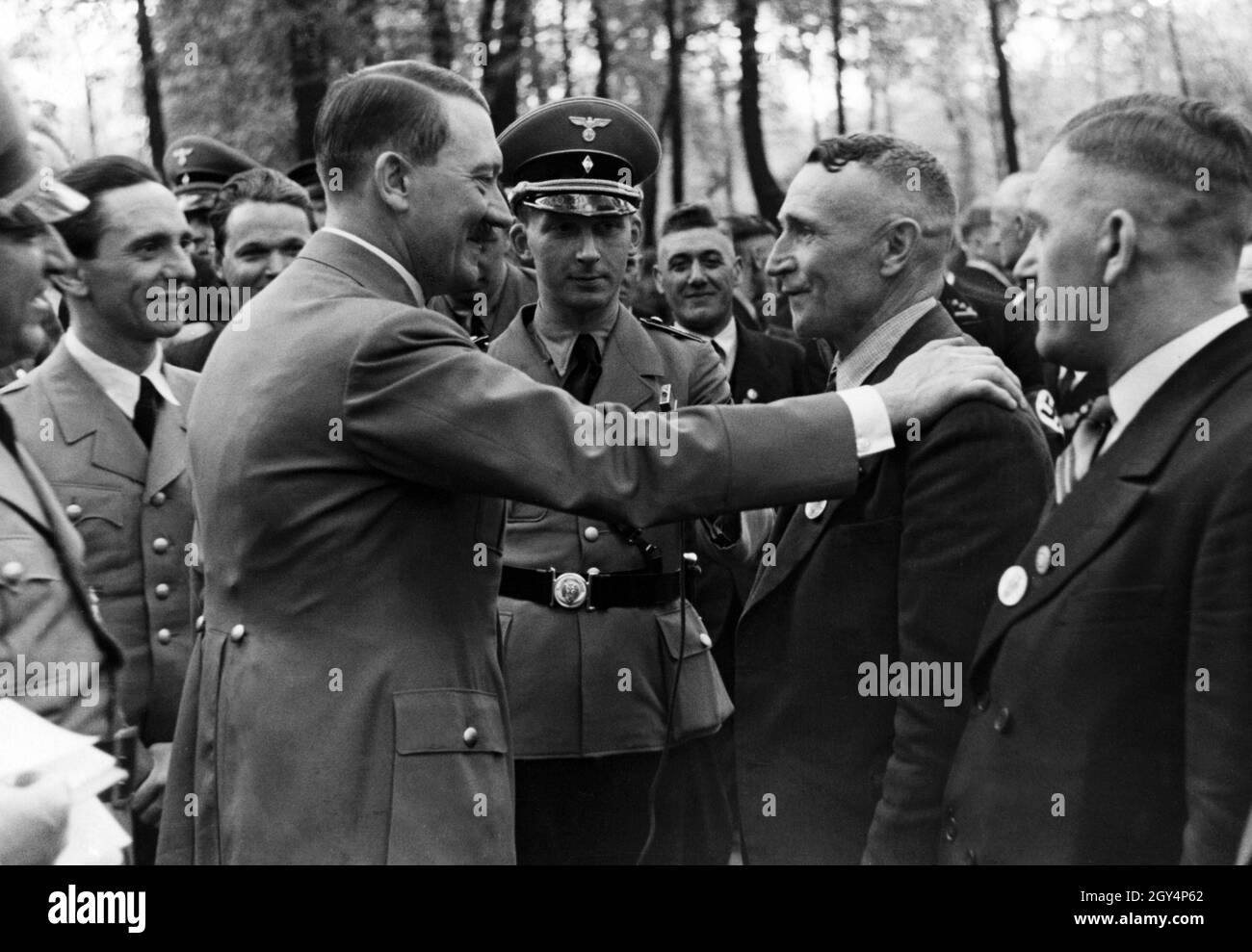 Adolf hitler joseph goebbels Schwarzweiß-Stockfotos und -bilder - Alamy
