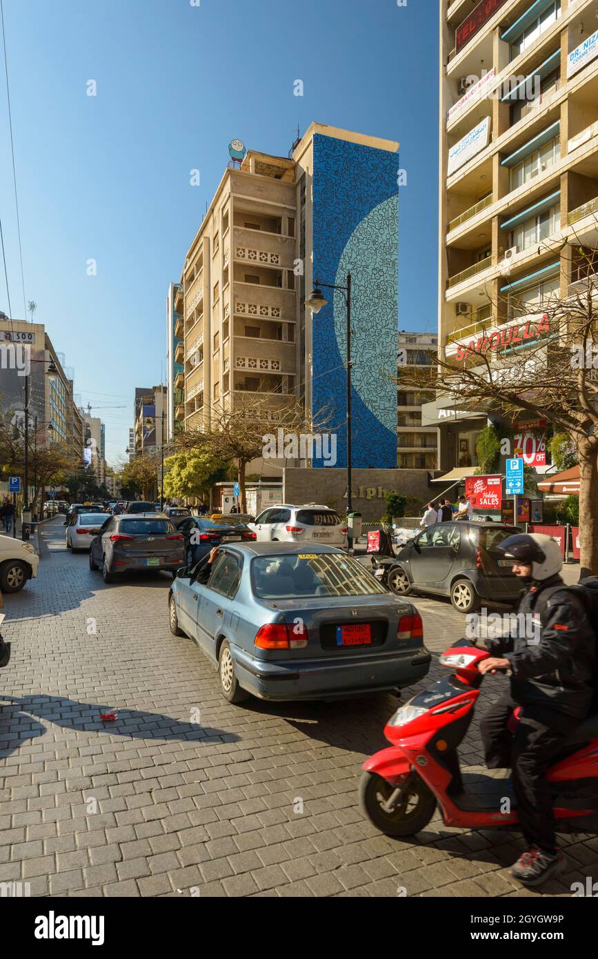 Hamra street beirut lebanon -Fotos und -Bildmaterial in hoher Auflösung ...