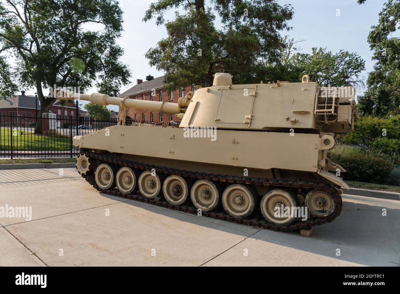 Eine selbstfahrende Haubitze der US-Armee, Paladin M109, 155 mm, im ...