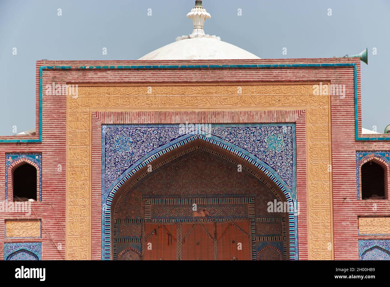 Jamia masjid von thatta -Fotos und -Bildmaterial in hoher Auflösung – Alamy