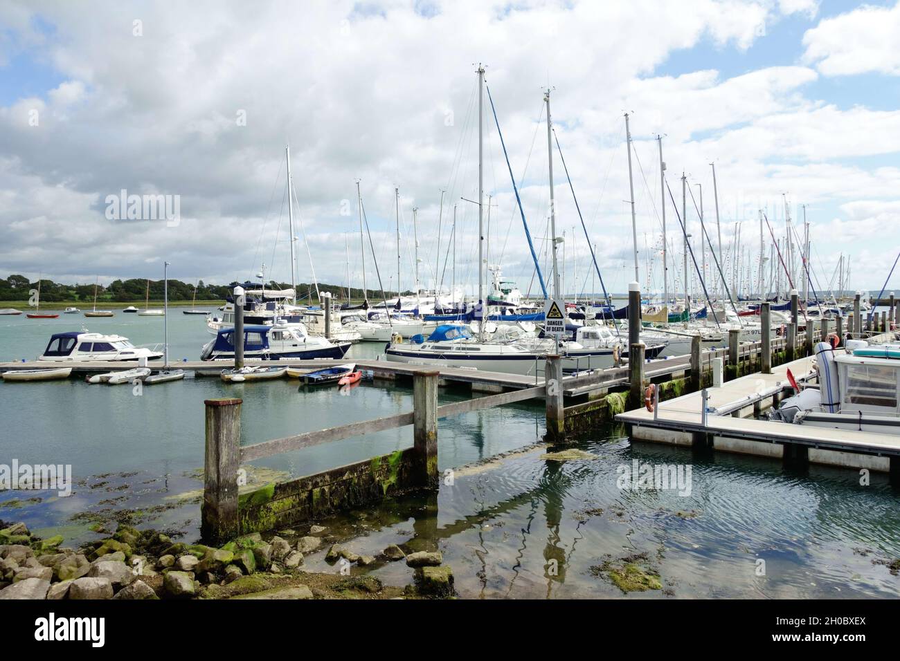 Lymington yachthafen -Fotos und -Bildmaterial in hoher Auflösung – Alamy