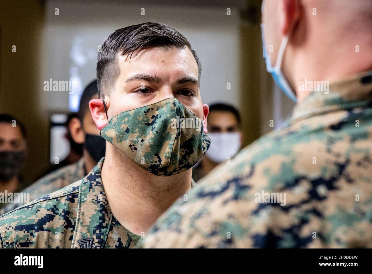 US Marine Corps Staff Sgt. Charles Rushman, ein Rekrutierer bei der ...