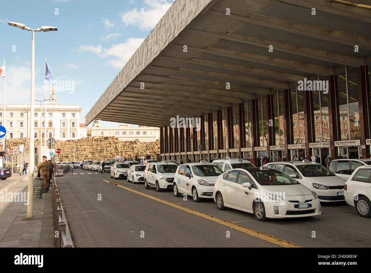 Hauptbahnhof roma termini -Fotos und -Bildmaterial in hoher Auflösung ...