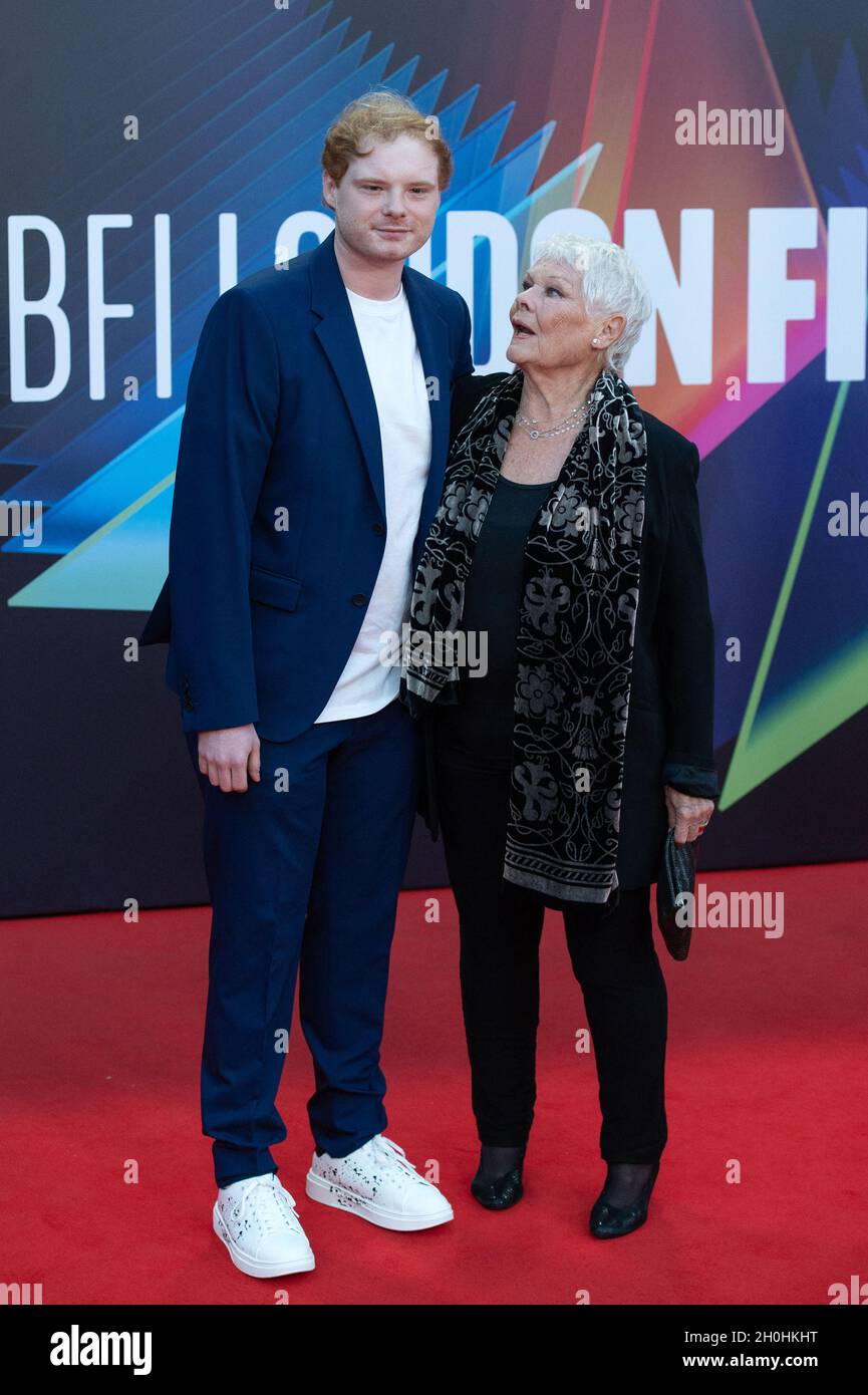 Judi Dench und Sam Williams nahmen an der Belfast Premiere im Rahmen ...