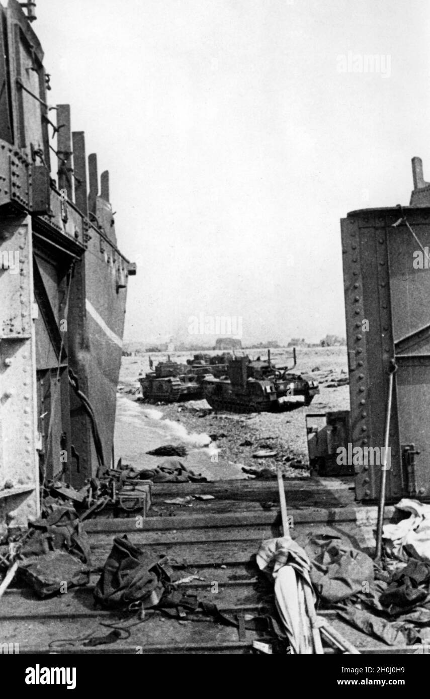 Landungsschiffe panzer -Fotos und -Bildmaterial in hoher Auflösung – Alamy