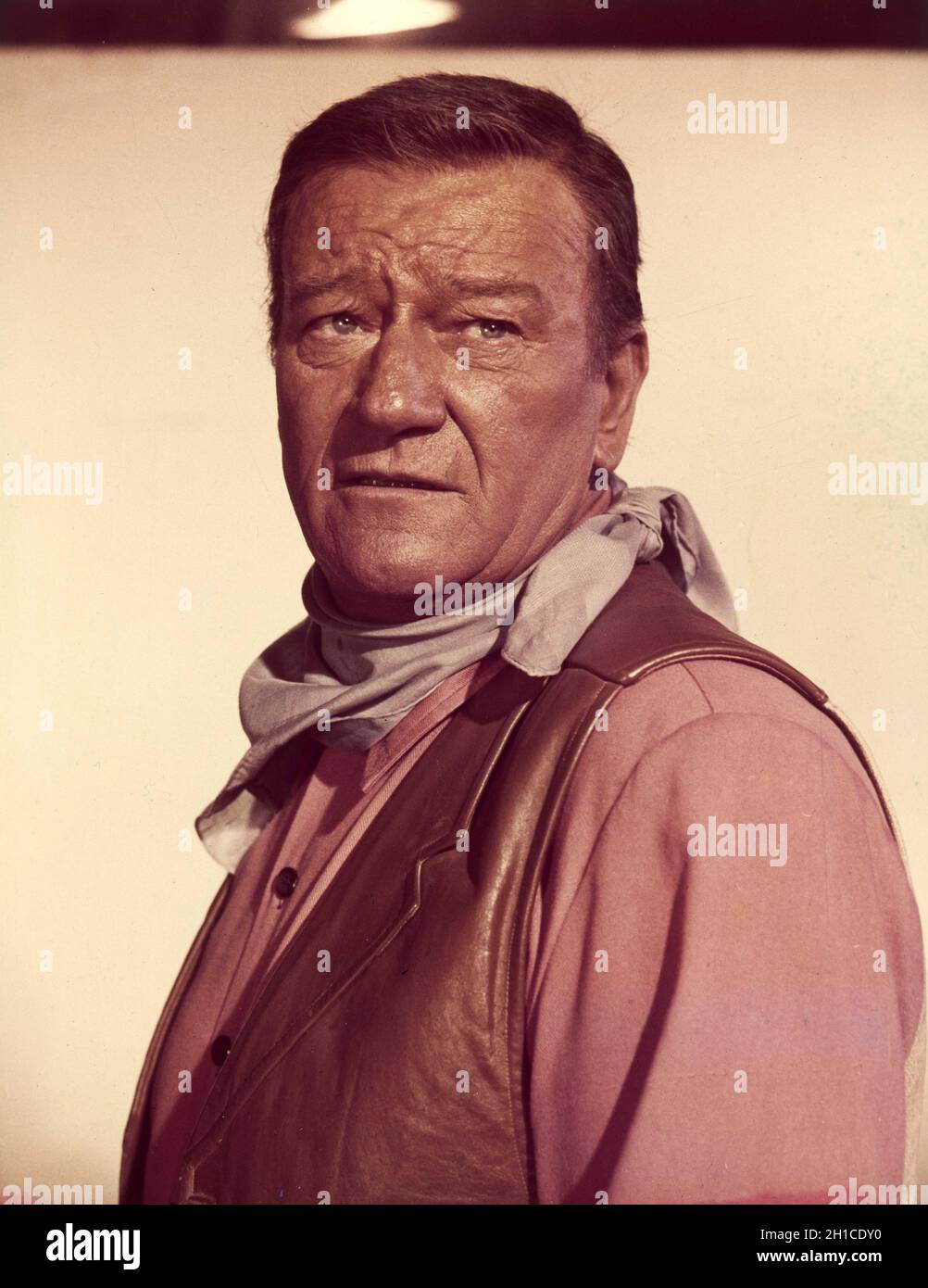 John wayne kriegswagen 1967 -Fotos und -Bildmaterial in hoher Auflösung ...