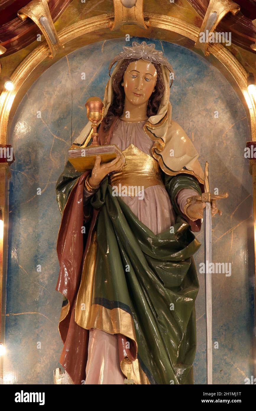 Die heilige Barbara Statue auf dem Hochaltar in der Kirche der Heiligen ...