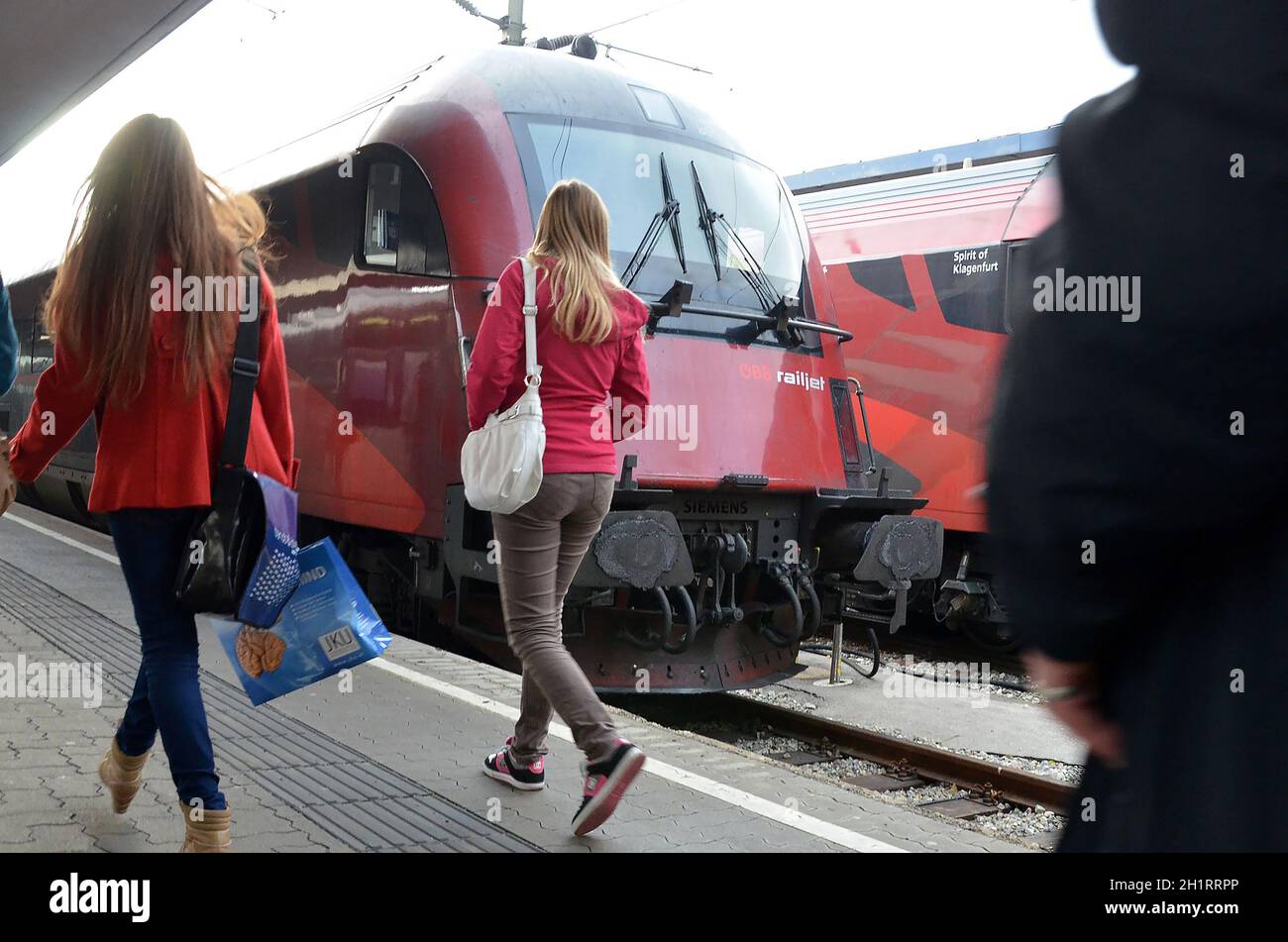 öbb railjet austria -Fotos und -Bildmaterial in hoher Auflösung – Alamy