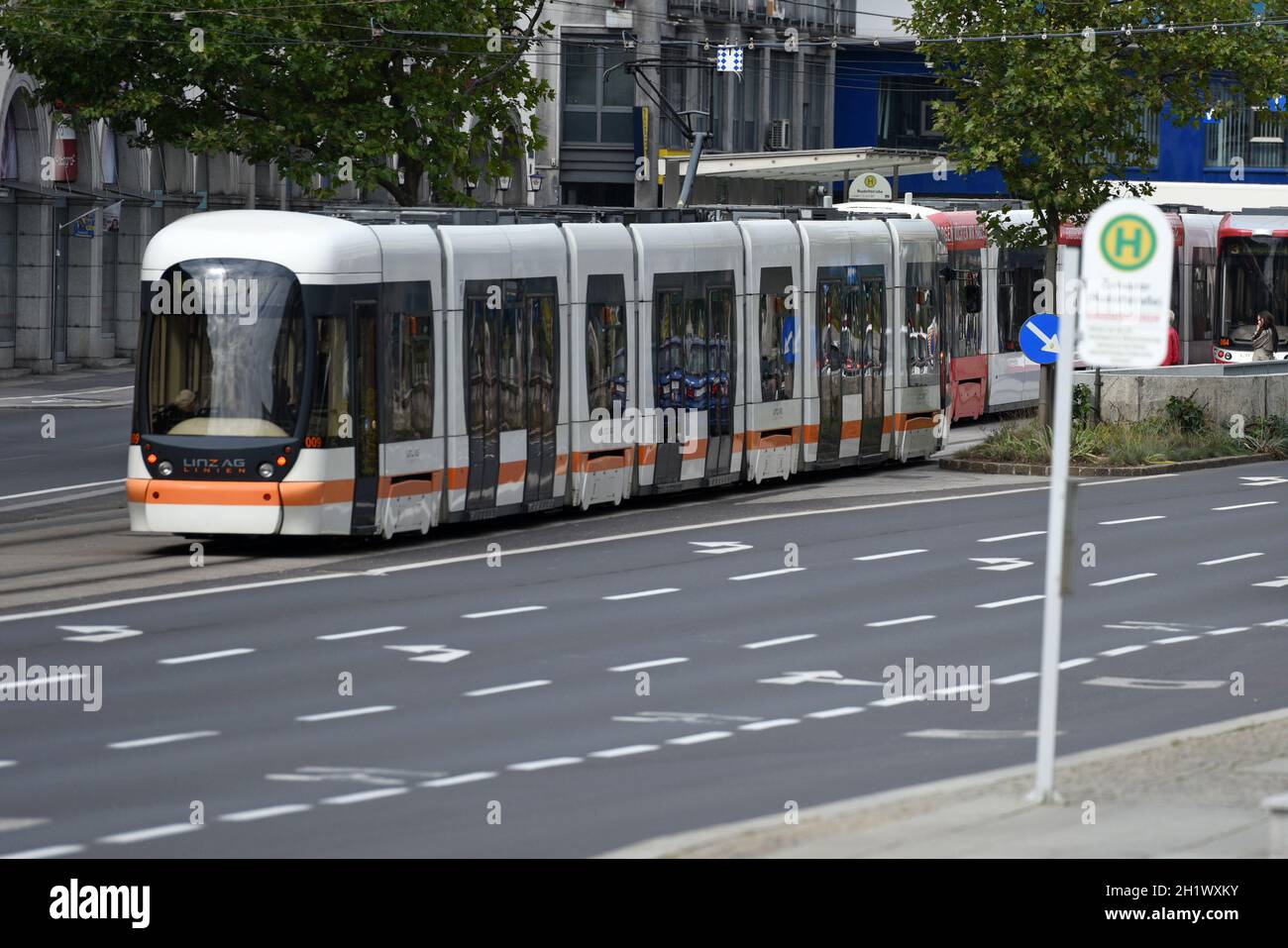 Straßenbahn in Linz (Oberösterreich, Österreich) - Straßenbahn in Linz ...