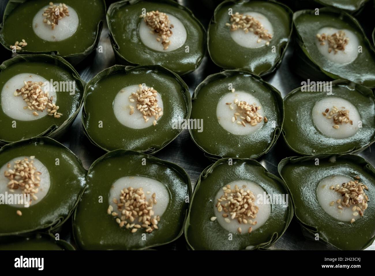 Kanom piak poon bai toey -Fotos und -Bildmaterial in hoher Auflösung ...