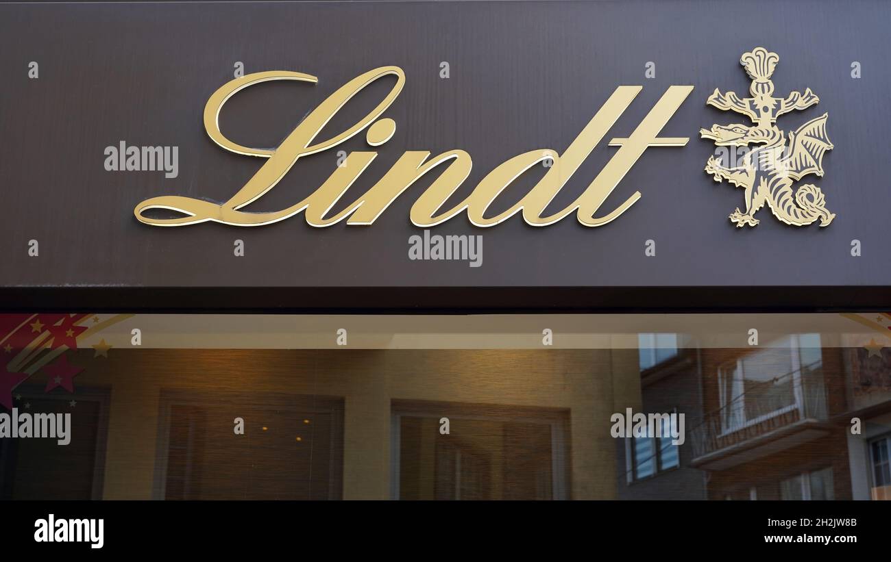 Lindt Logo Stockfotos und -bilder Kaufen - Alamy