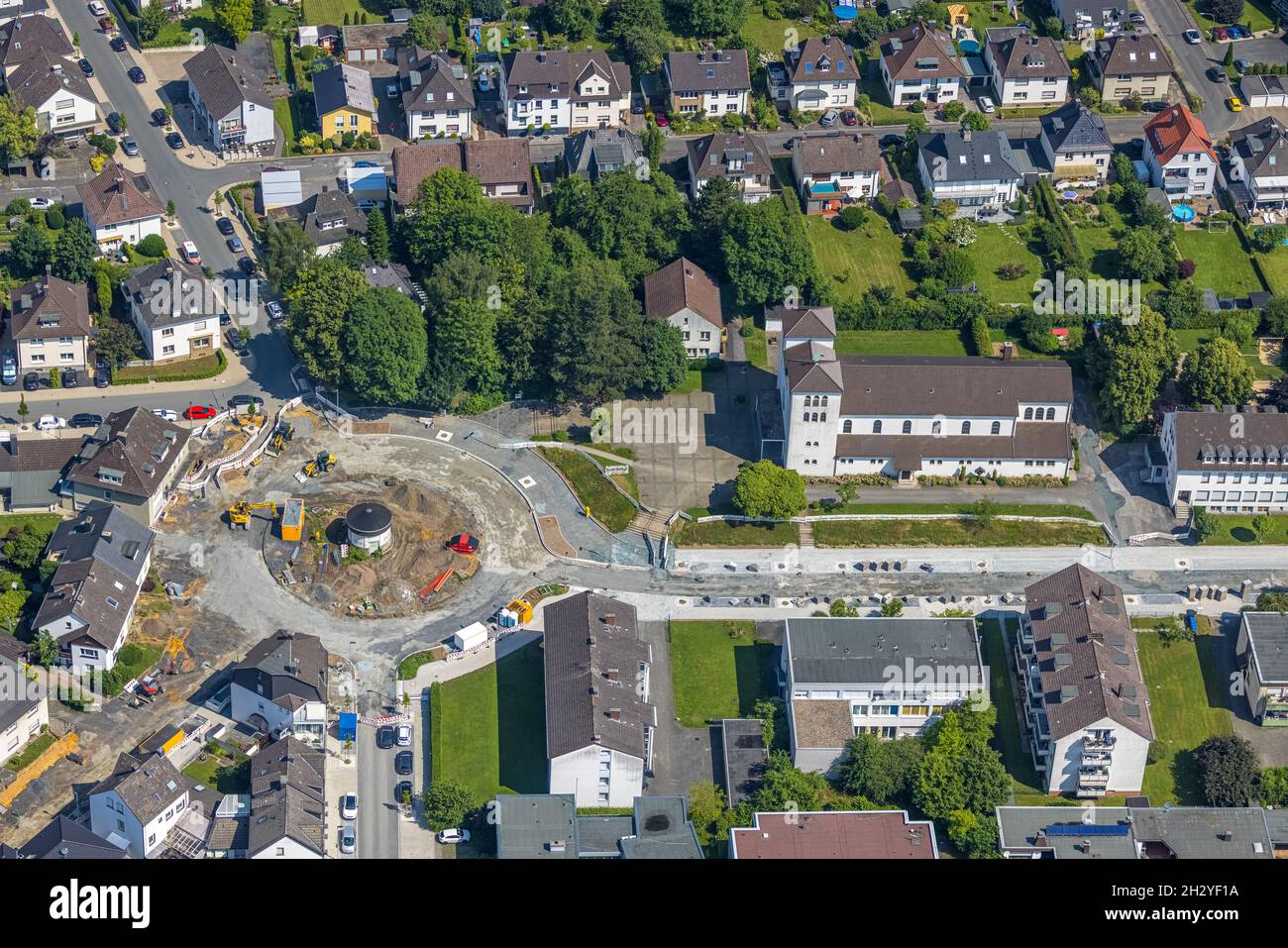 Luftaufnahme, Baustelle und Umgestaltung des Kreisel Pfarrer-Leo ...