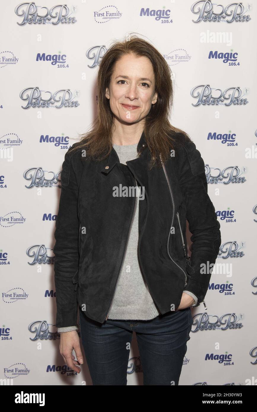 Neue peter pan -Fotos und -Bildmaterial in hoher Auflösung – Alamy