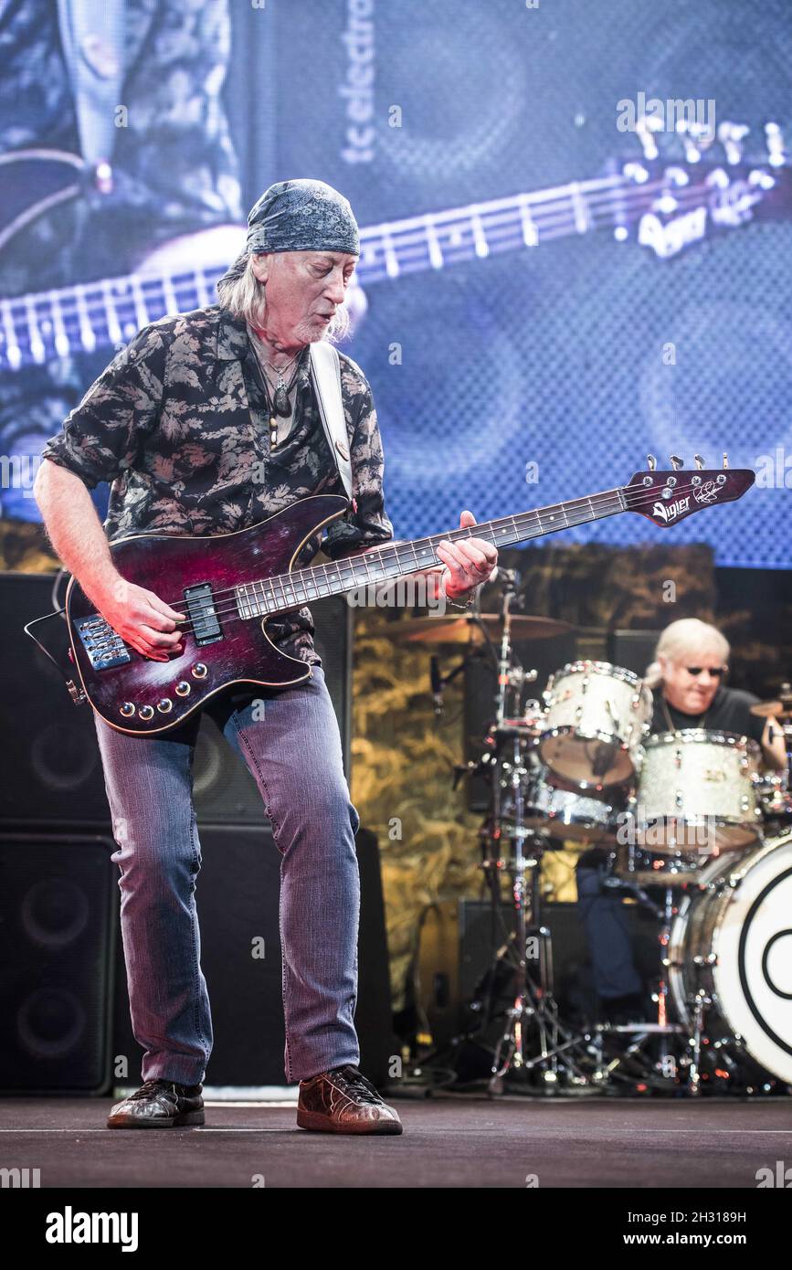 Roger david glover -Fotos und -Bildmaterial in hoher Auflösung – Alamy