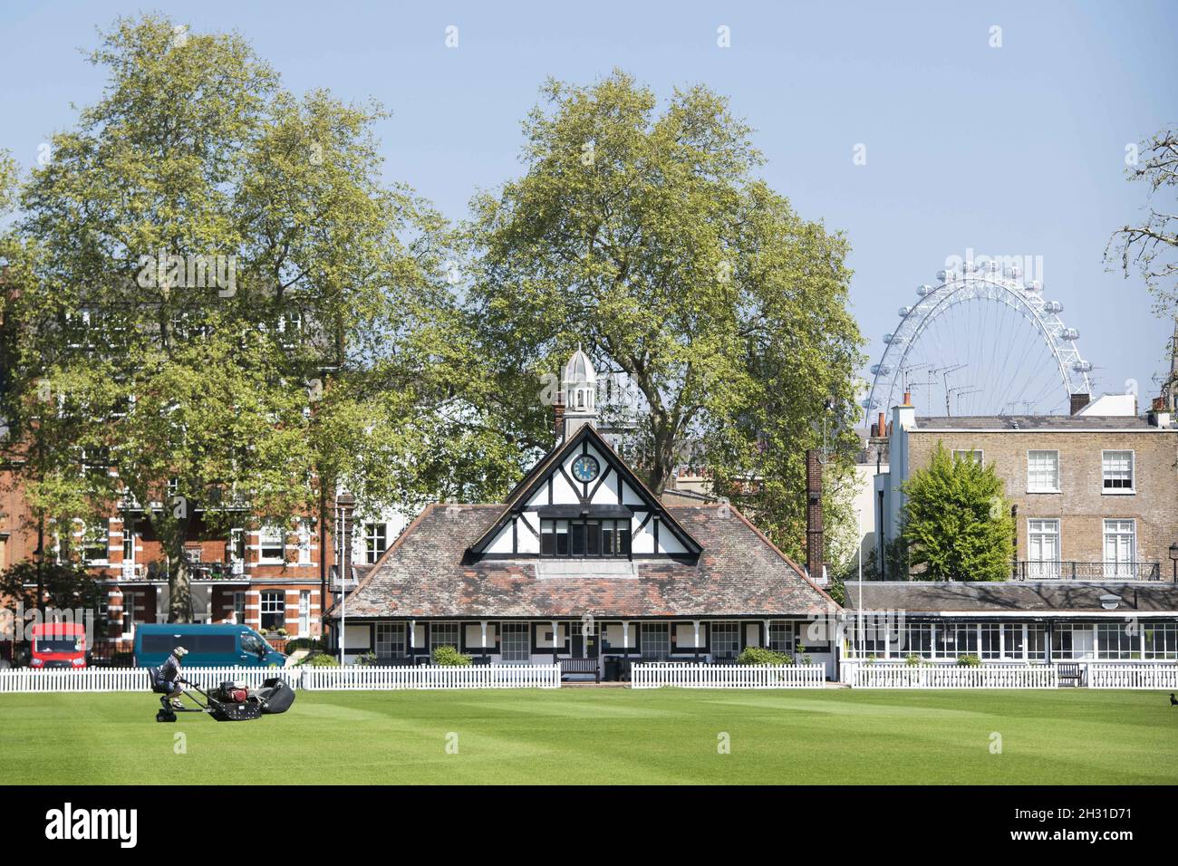 Cricket in vincent square -Fotos und -Bildmaterial in hoher Auflösung ...
