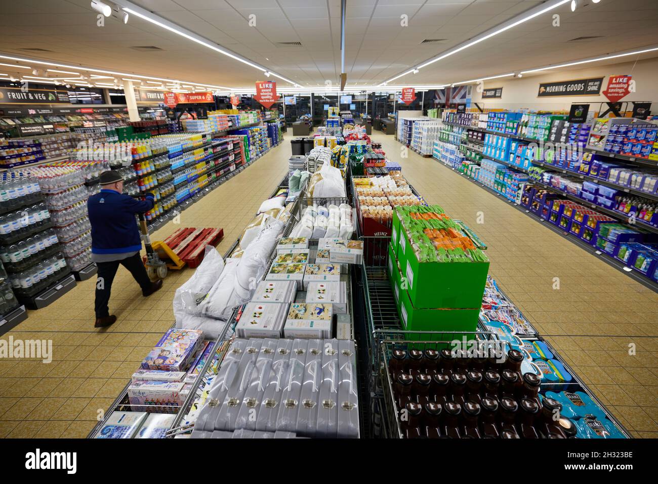 Aldi lkw -Fotos und -Bildmaterial in hoher Auflösung – Alamy