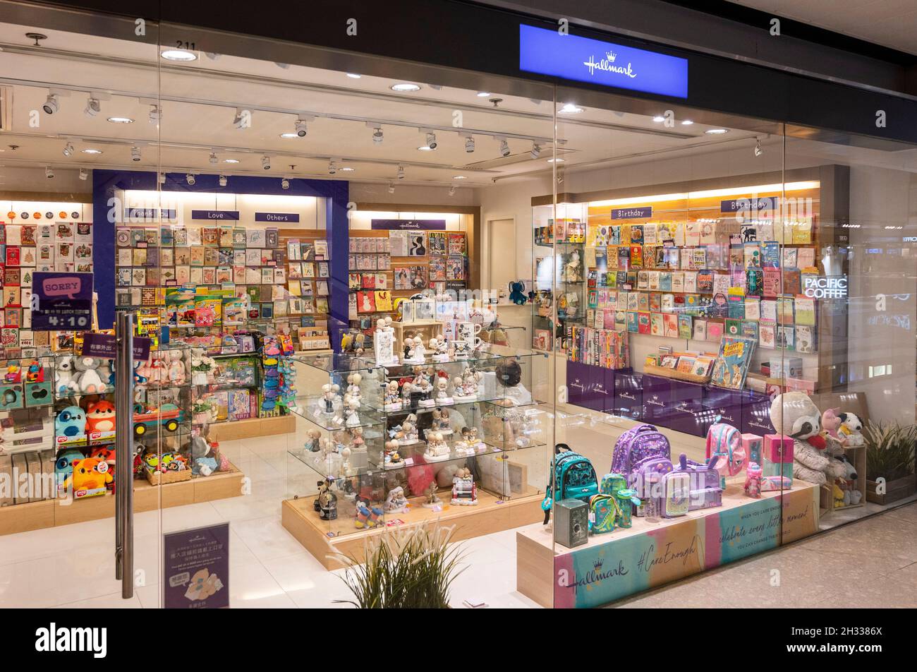 Hallmark store -Fotos und -Bildmaterial in hoher Auflösung – Alamy