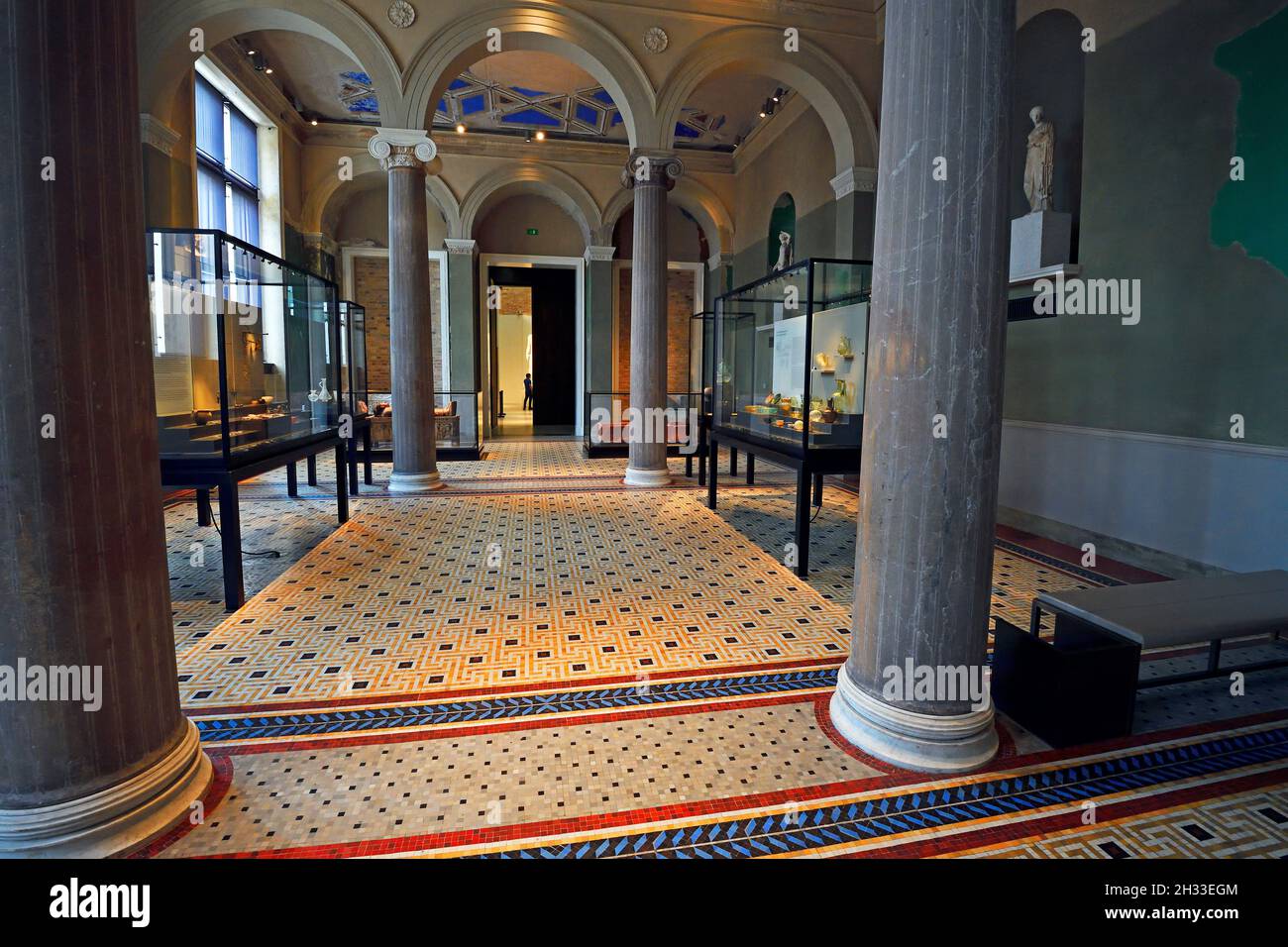 Vitrinen und Exponate , Ausstellungsräume, Ägyptisches Museum , Neues ...