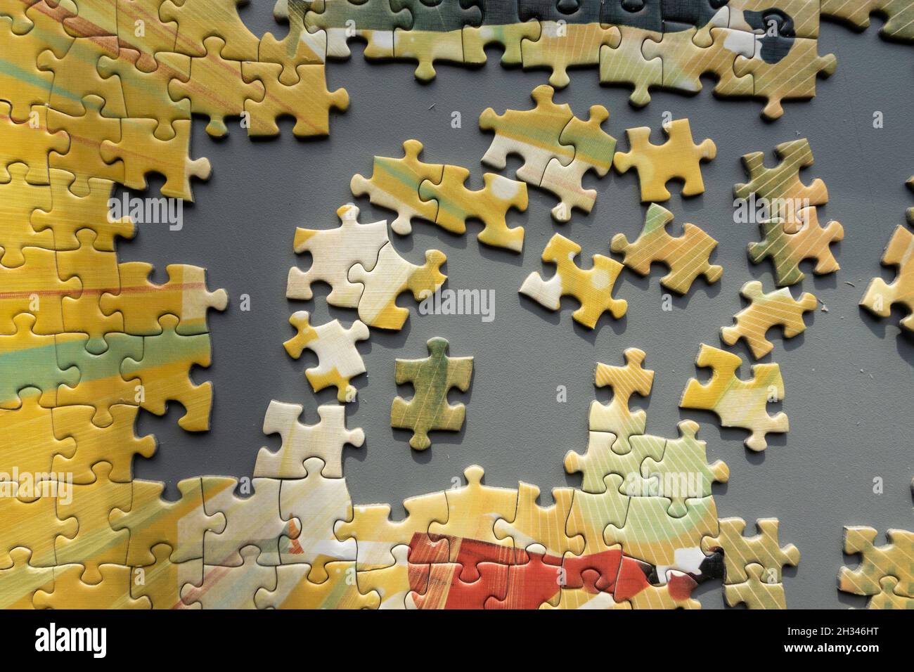 Unvollendetes puzzle -Fotos und -Bildmaterial in hoher Auflösung – Alamy