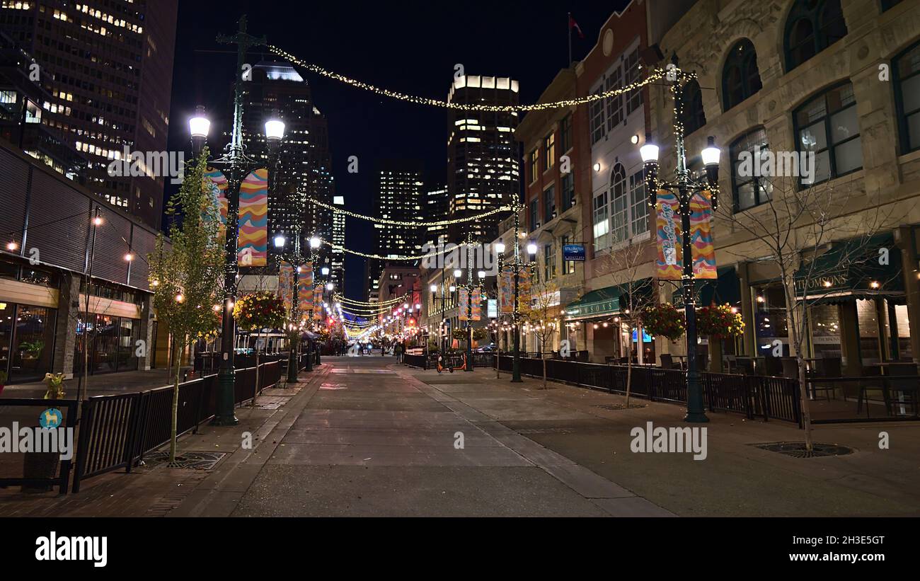 Stephen avenue in downtown calgary -Fotos und -Bildmaterial in hoher ...