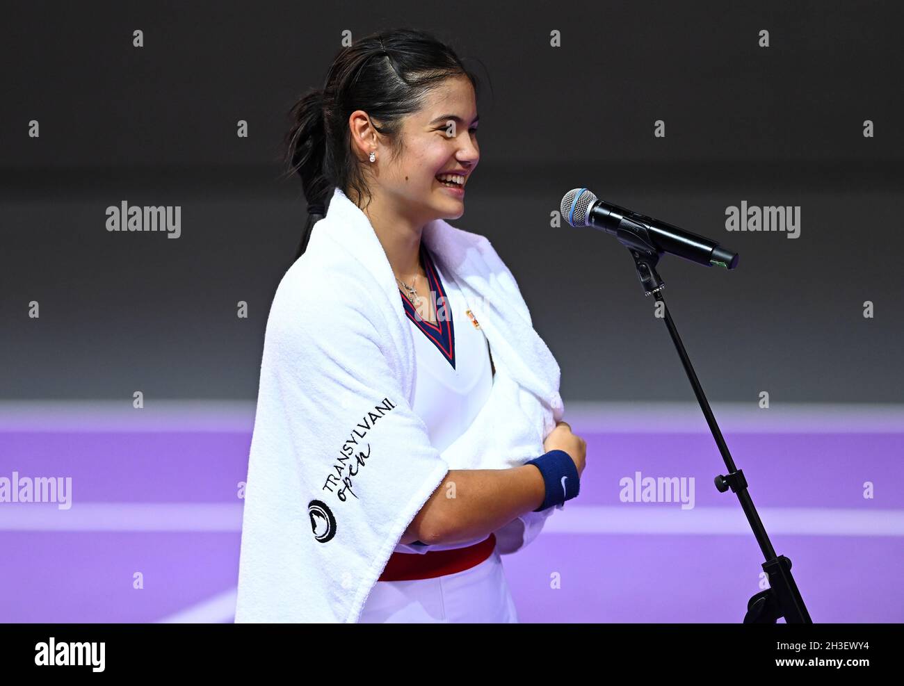 Emma raducanu ana bogdan -Fotos und -Bildmaterial in hoher Auflösung ...