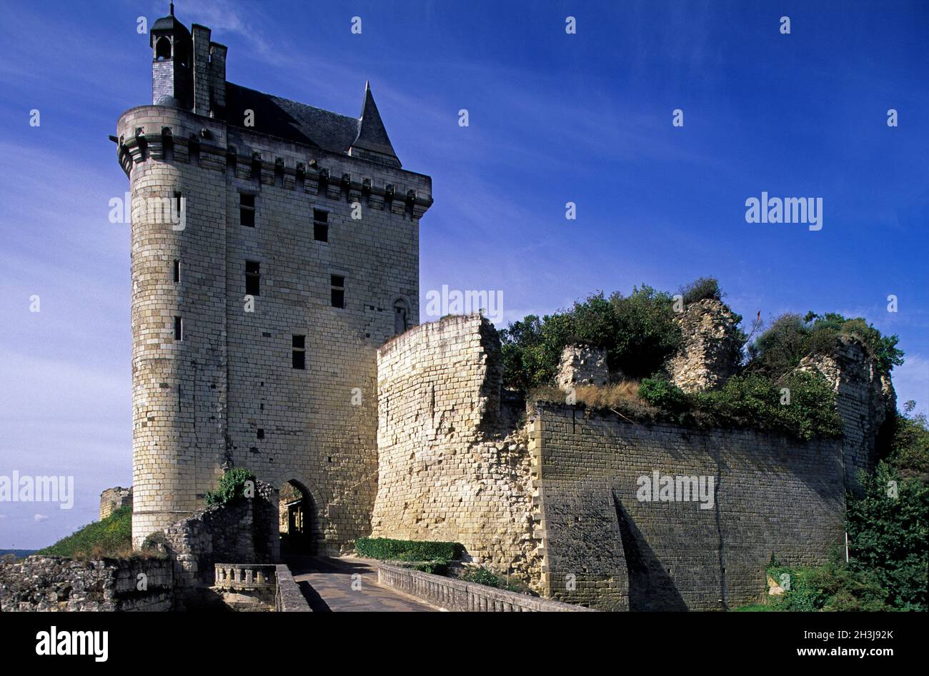 Chateau de chinon indre et loire -Fotos und -Bildmaterial in hoher Auflösung – Alamy