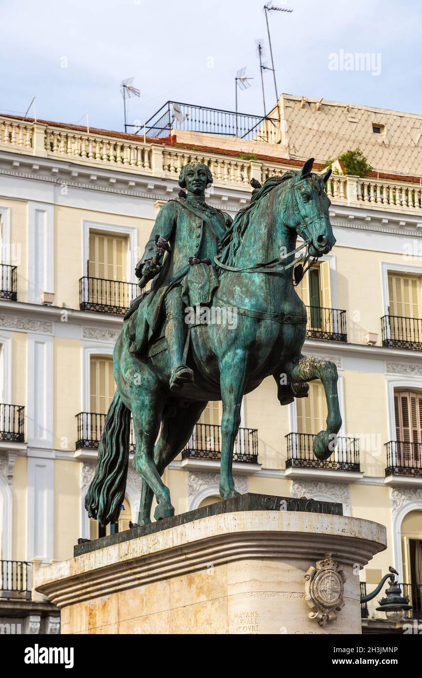 König charles iii monument -Fotos und -Bildmaterial in hoher Auflösung ...
