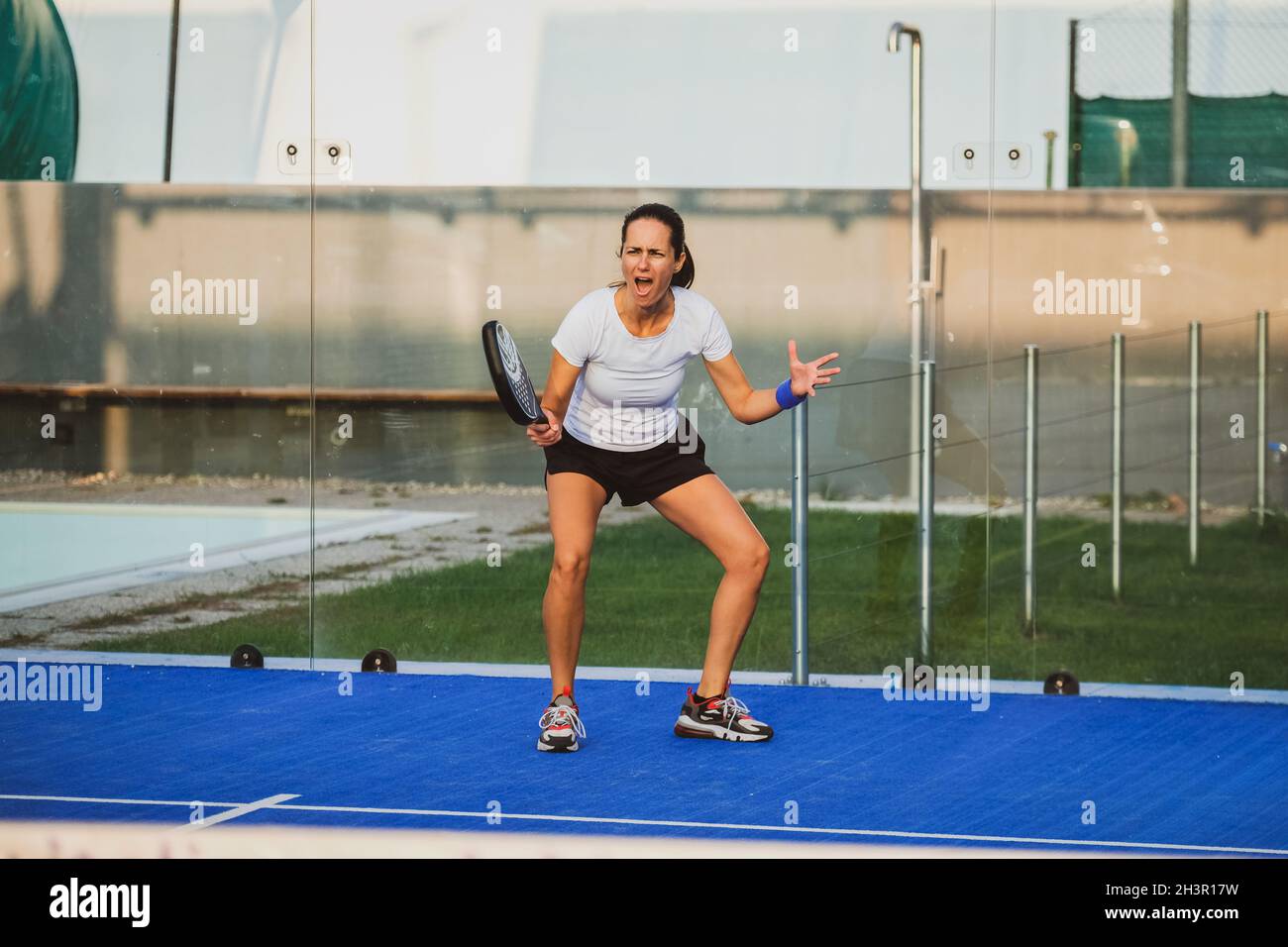 Padel spieler -Fotos und -Bildmaterial in hoher Auflösung – Alamy