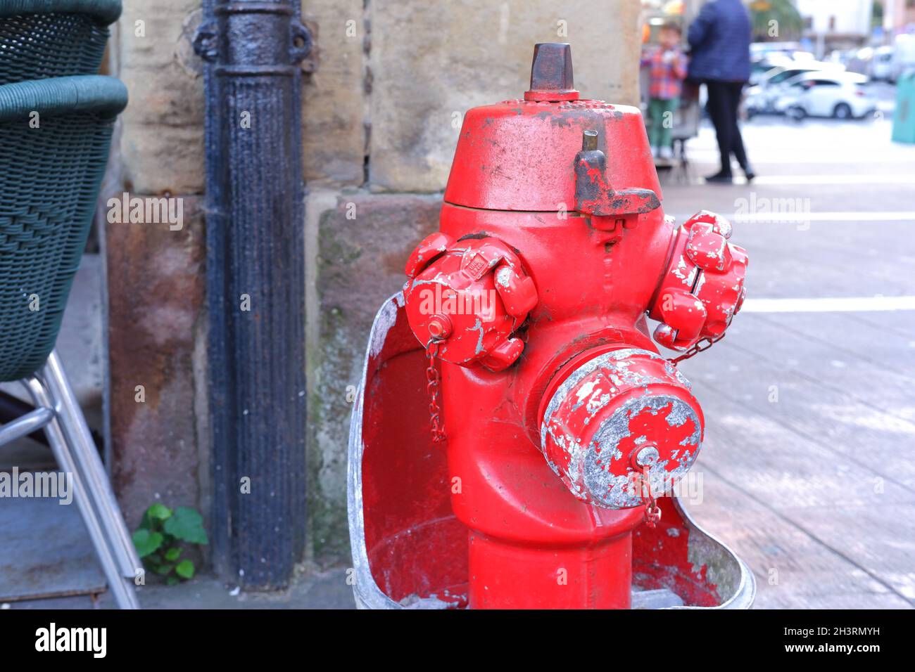 Antique water hydrant -Fotos und -Bildmaterial in hoher Auflösung – Alamy