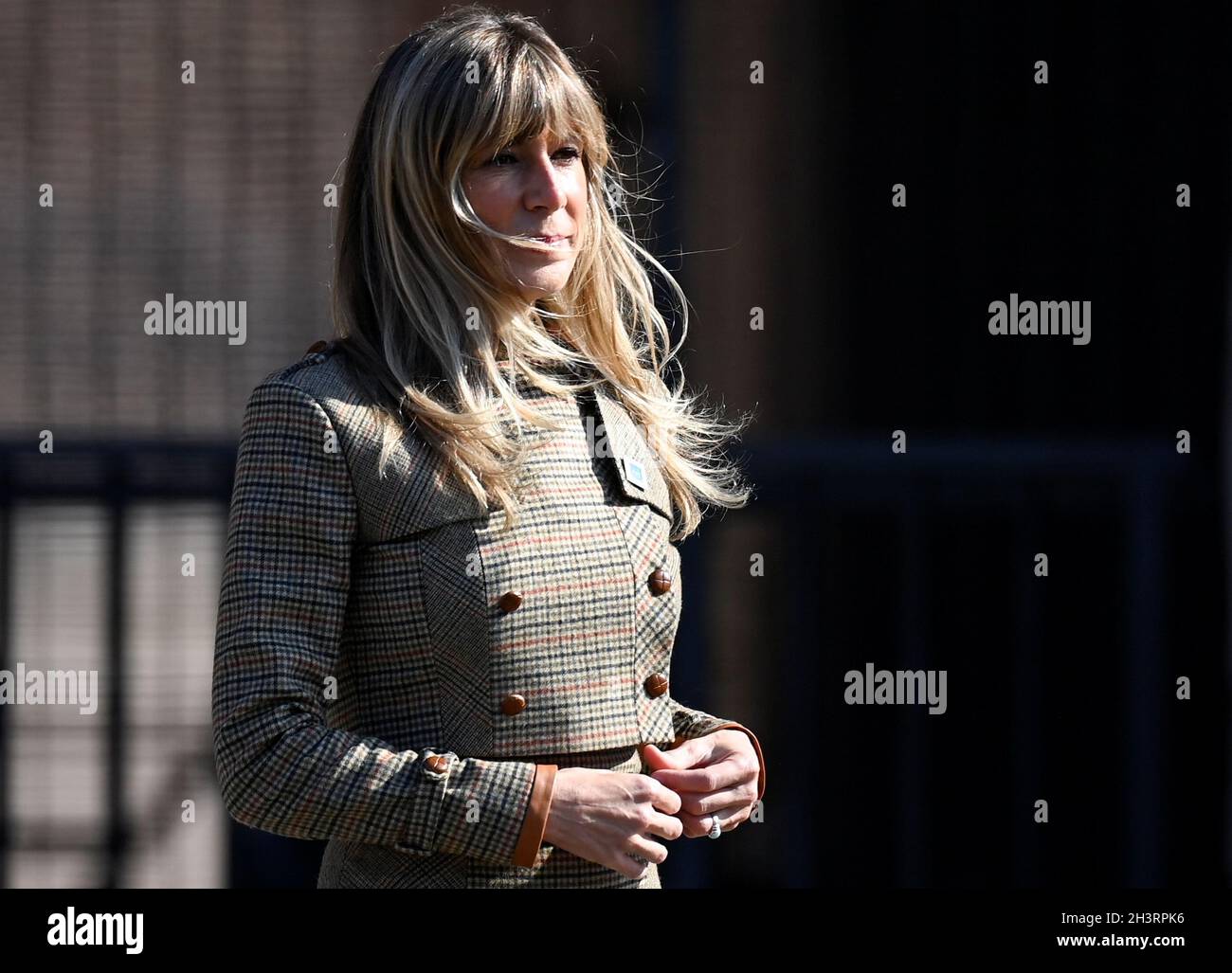 Pedro sanchez und begona gomez -Fotos und -Bildmaterial in hoher Auflösung – Alamy