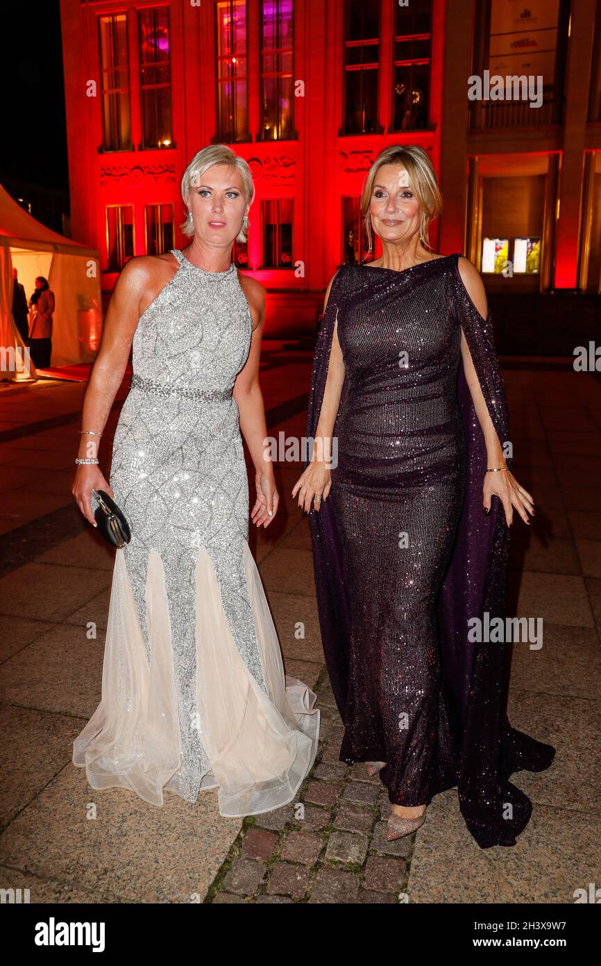 Kamilla senjo 2021 -Fotos und -Bildmaterial in hoher Auflösung – Alamy