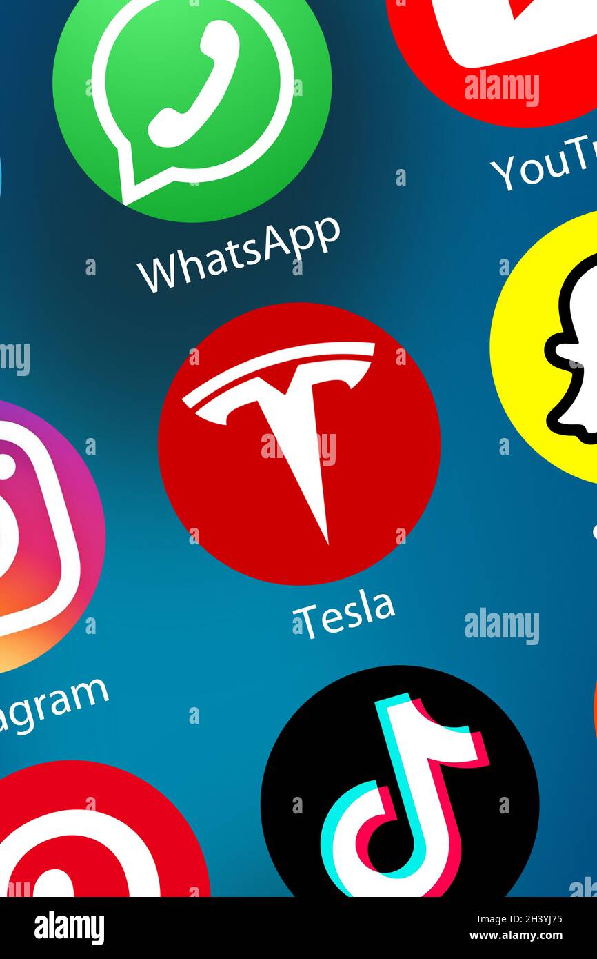 Tesla app logo -Fotos und -Bildmaterial in hoher Auflösung – Alamy