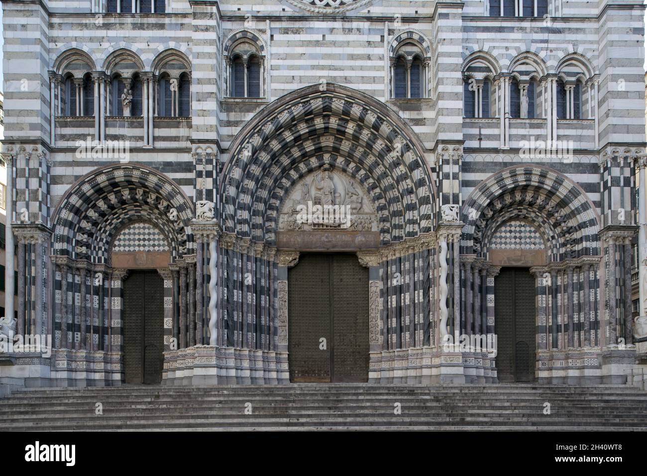 Erzbischof von genua -Fotos und -Bildmaterial in hoher Auflösung – Alamy