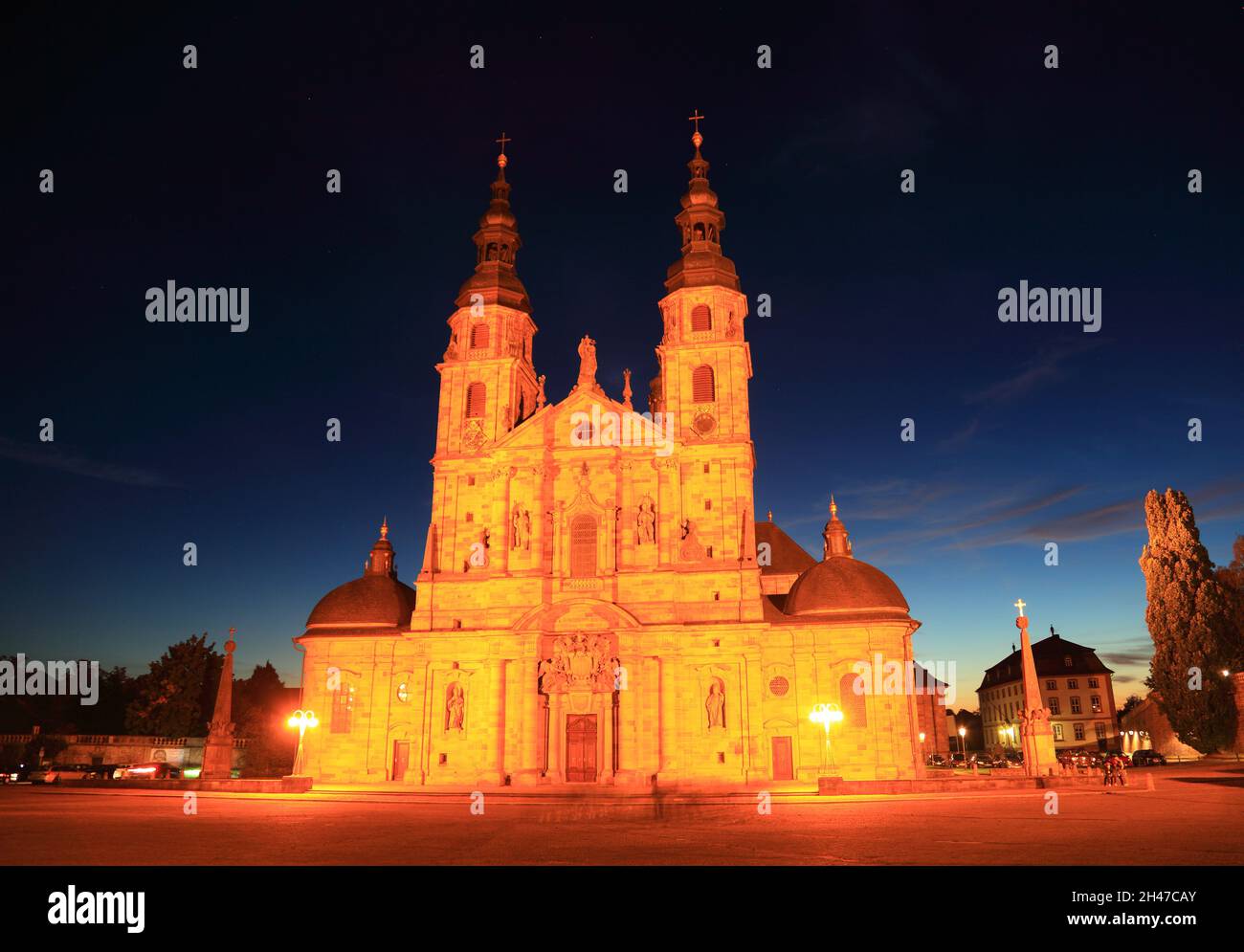 Abends, Beleuchtung, Dom St. Salvator zu Fulda, hoher Dom zu Fulda ...