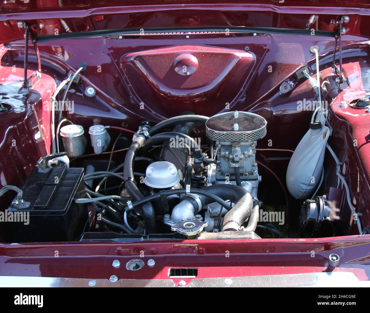Der Benzinmotor eines Oldtimer Stockfotografie - Alamy