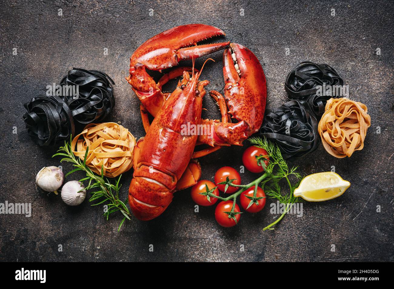 Pasta-Leguine mit Hummer Zutaten Stockfotografie - Alamy