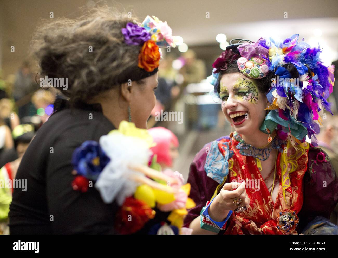 Die Teilnehmer kommen zur Andrew Logan's Alternative Miss World 2014 im ...