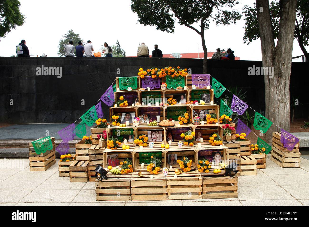 Ein Mega-Altar lebende Frauen, Freie Frauen , in Erinnerung an die ...