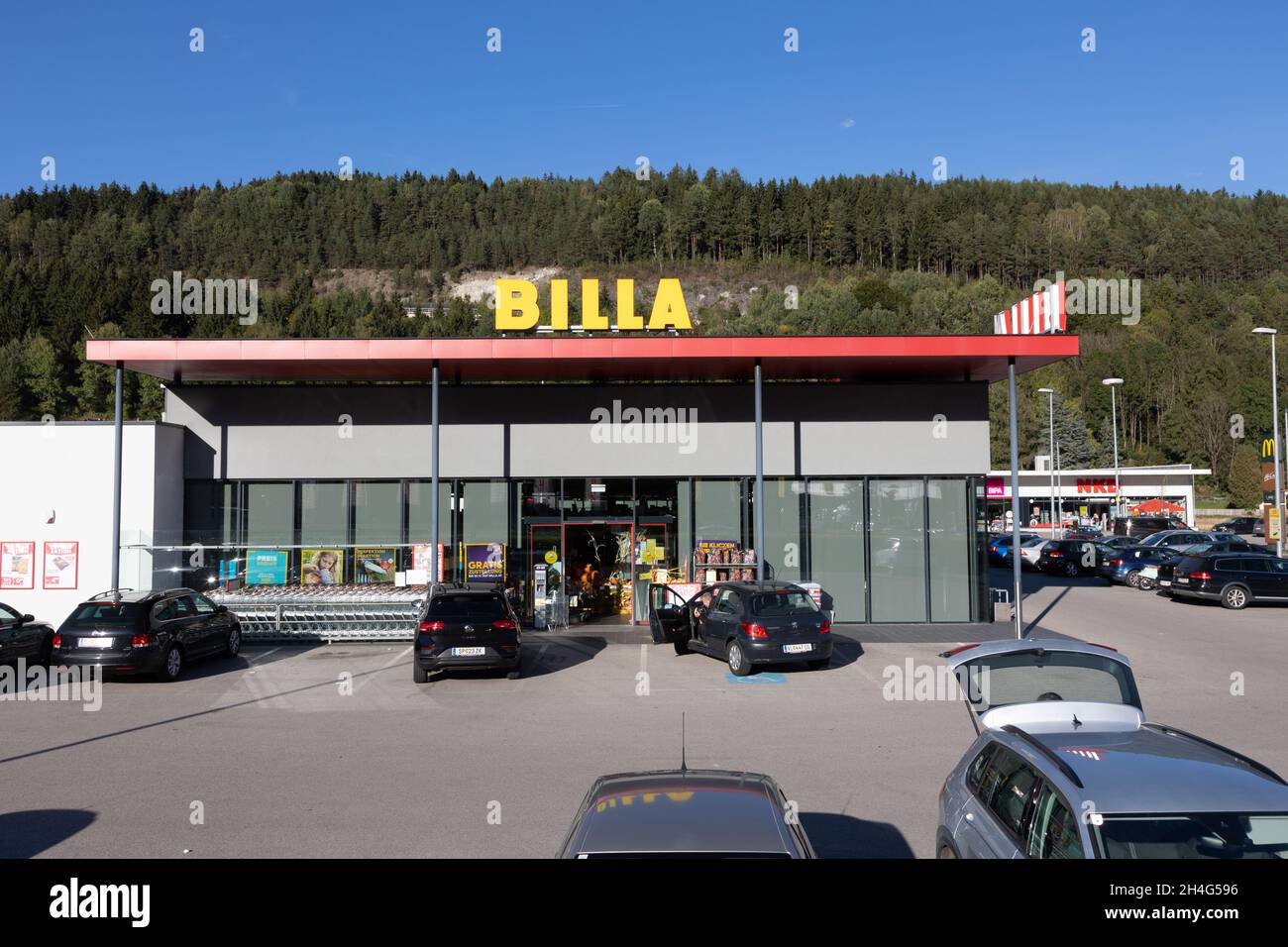 Billa supermarket logo -Fotos und -Bildmaterial in hoher Auflösung – Alamy