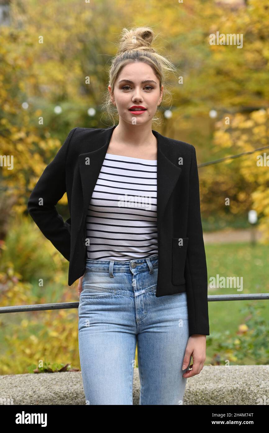 Mitsou jung (Schauspielerin) ist Christina Bayer, Einzelbild, getrimmt ...