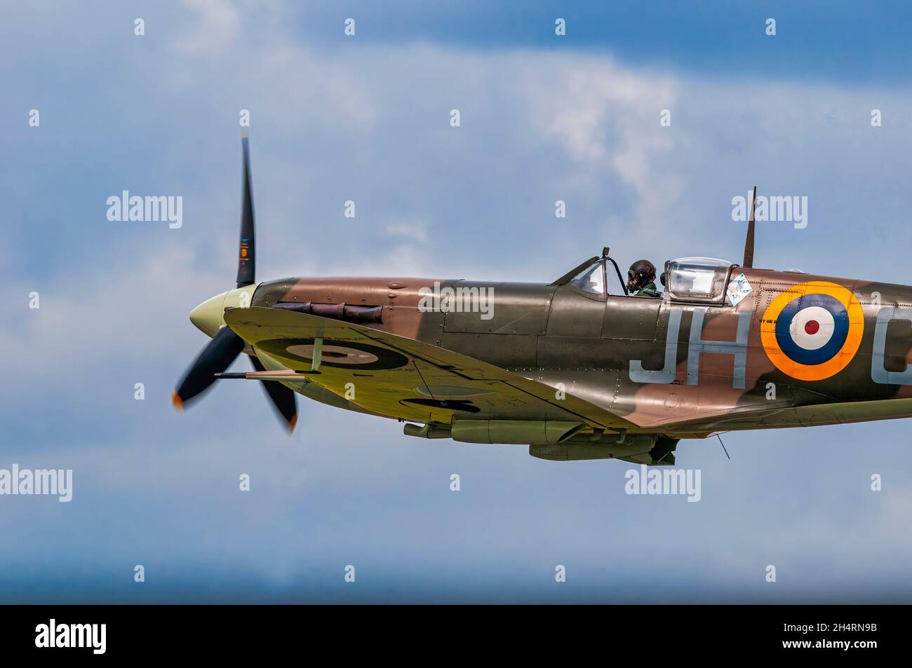 Supermarine spitfire pilot cockpit -Fotos und -Bildmaterial in hoher ...