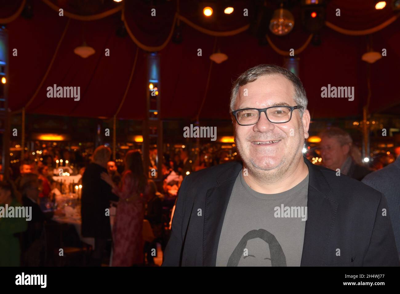 München, Deutschland. November 2021. Die Moderatorin Elton ist zu Gast ...