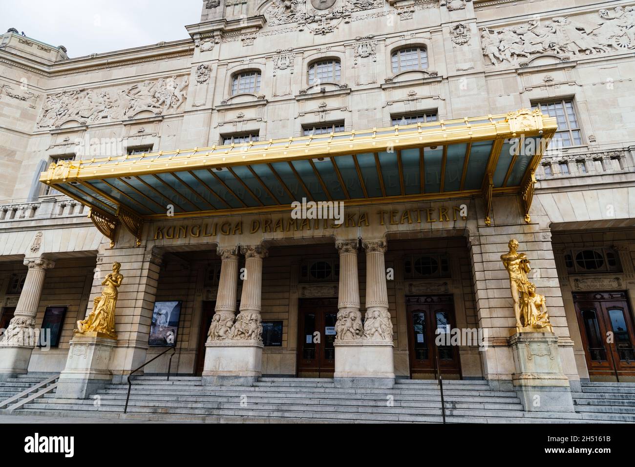 Stockholm dramatiska teatern -Fotos und -Bildmaterial in hoher ...