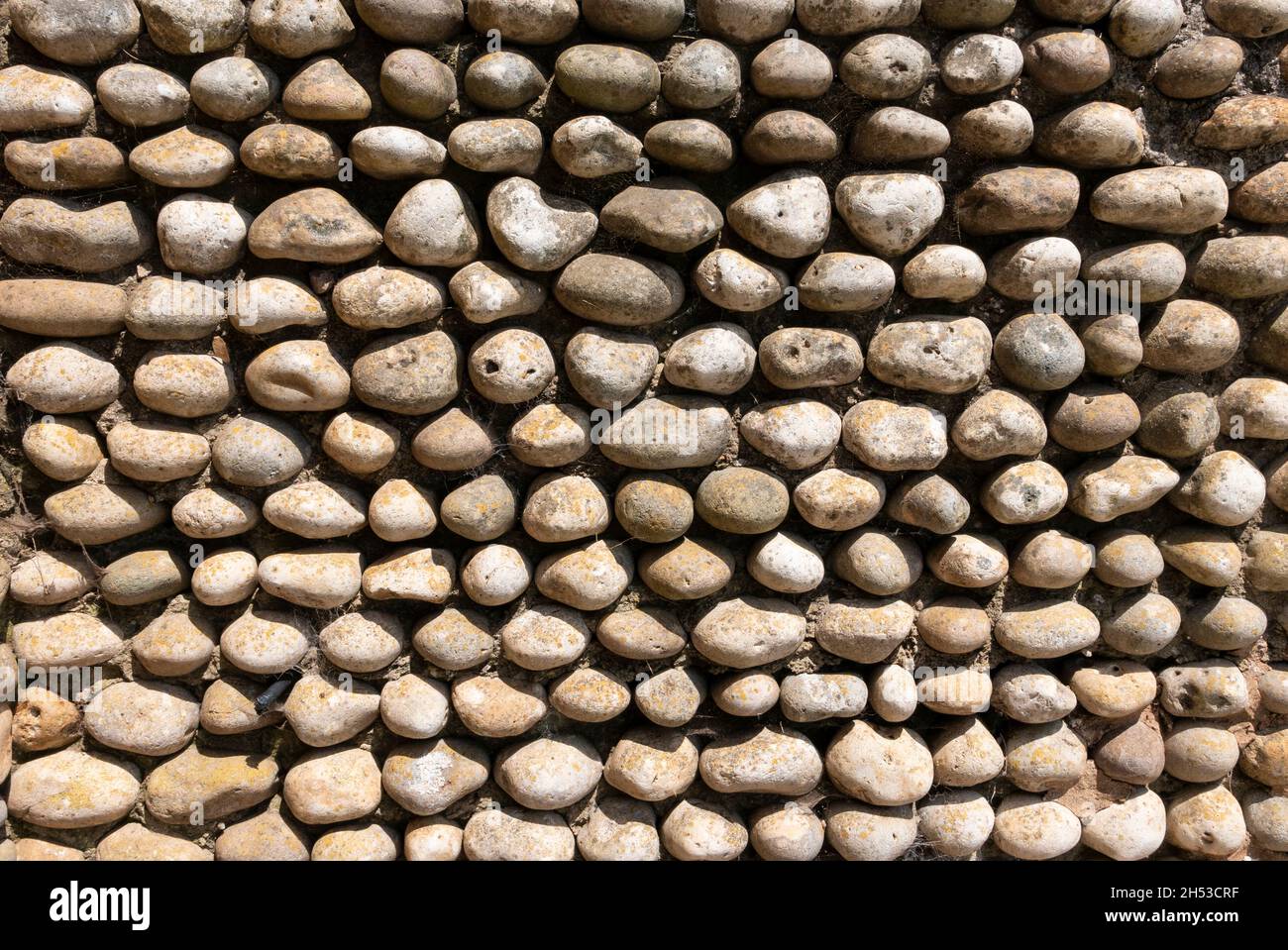 Mauer aus kieselsteinen -Fotos und -Bildmaterial in hoher Auflösung – Alamy