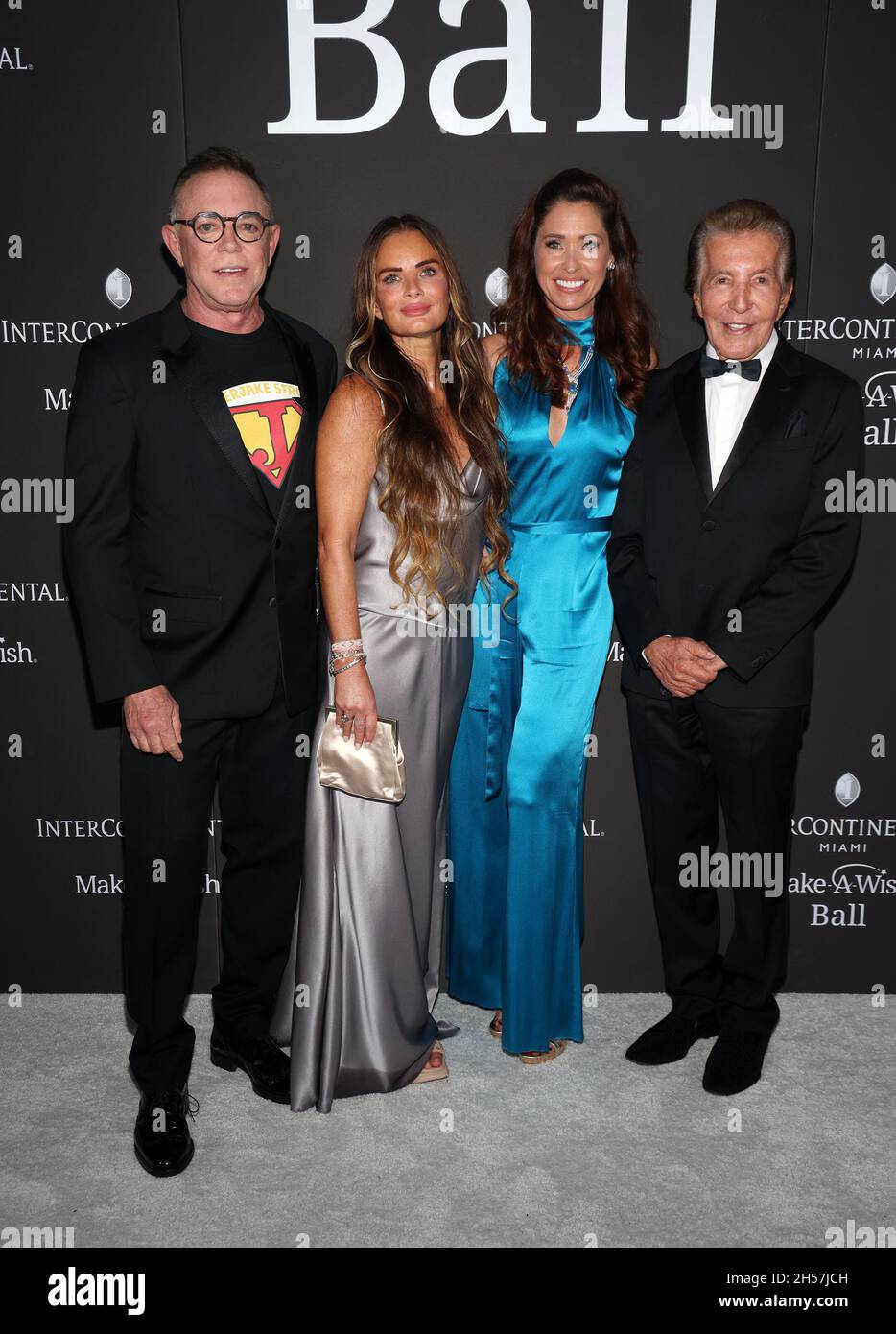 MIAMI, FL, 6. NOVEMBER: Sharif Malnik, die Schauspielerin Gabrielle ...