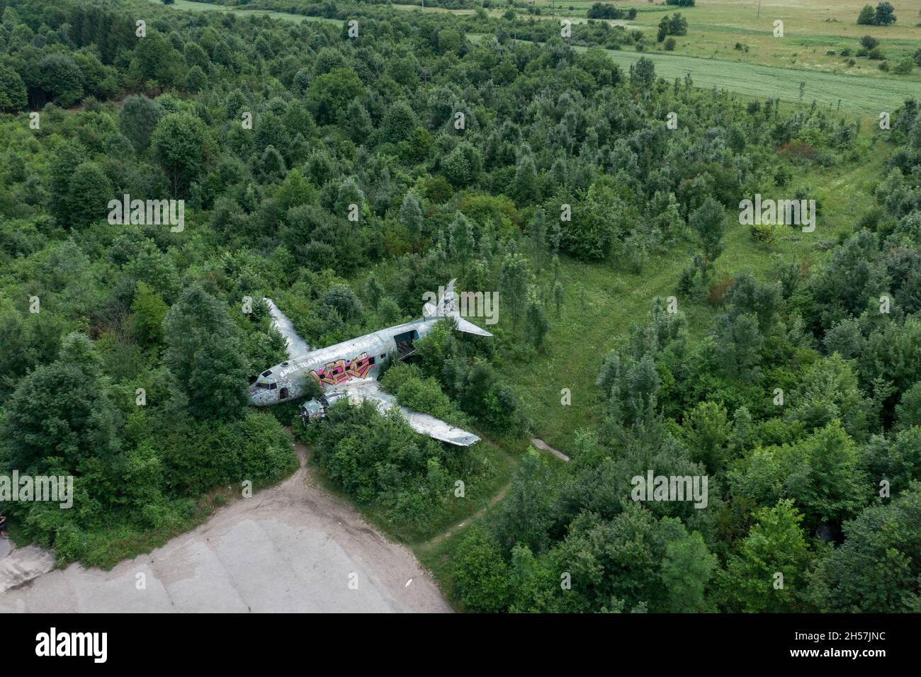 Zeljava Air Base in Kroatien und verließ Douglas C-47 Airplane am ...
