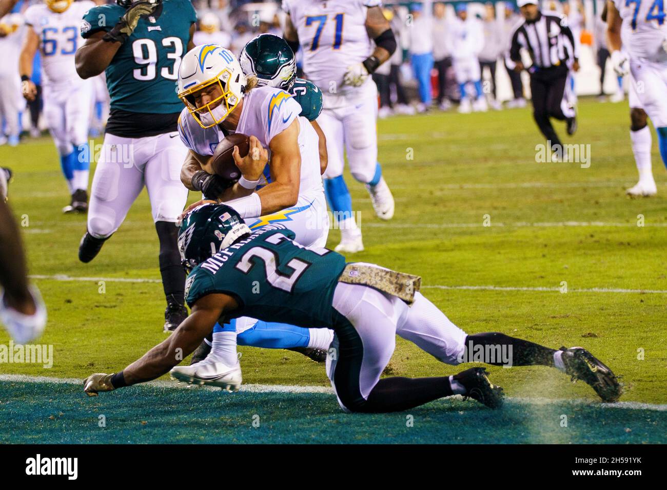 7. November 2021: Los Angeles Chargers Quarterback Justin Herbert (10 ...